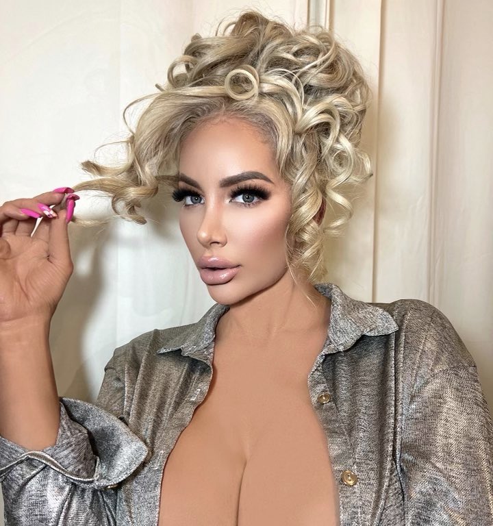 SHEA ALL DAY BABE on Twitter: "😈 bad kitty purrr https://t.co ...