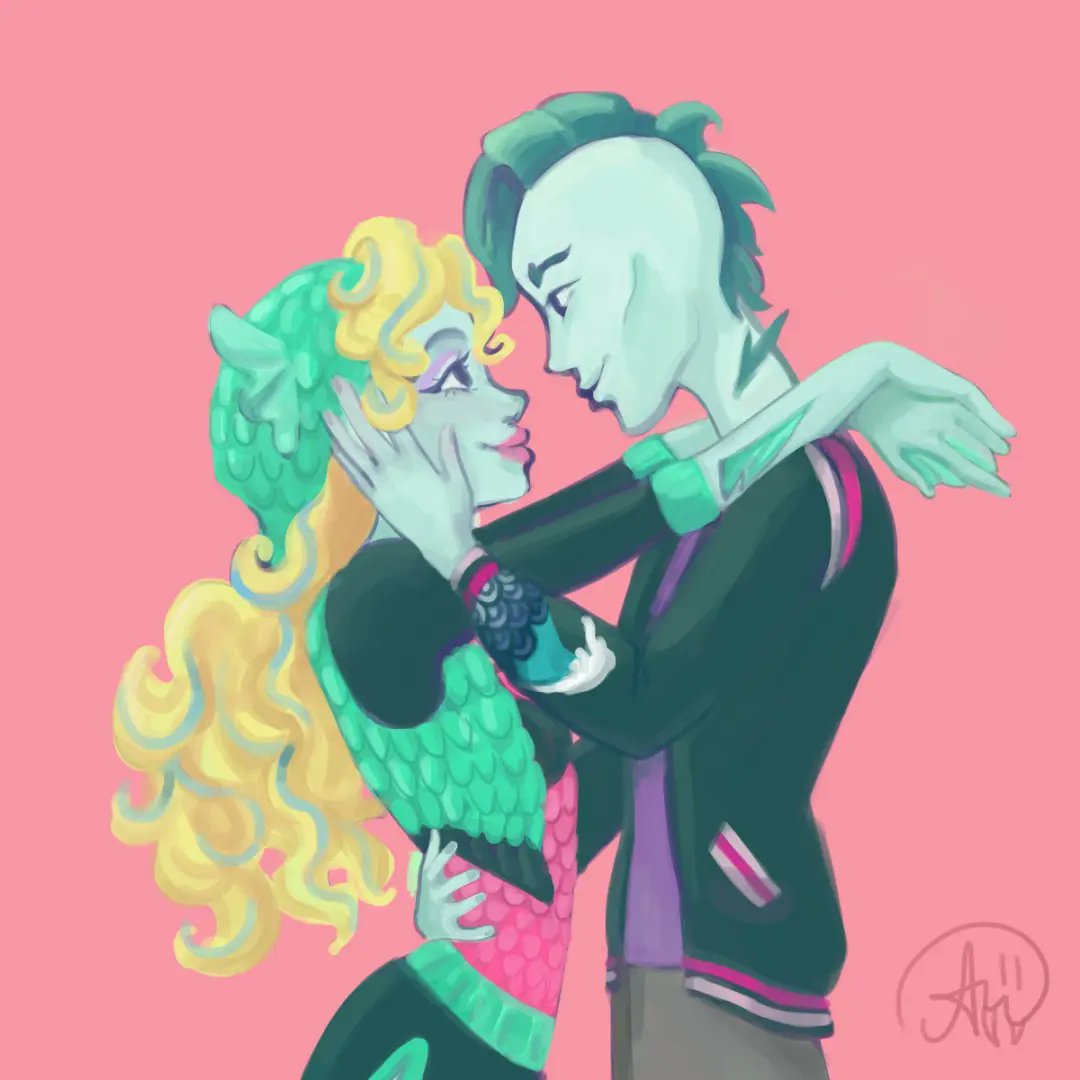 Monster High Lagoona And Gill Kiss