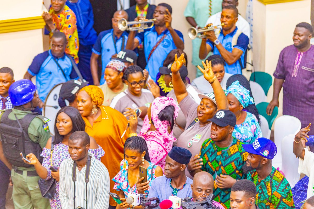 It was my pleasure to commission the Ibadan South West Local Government ...