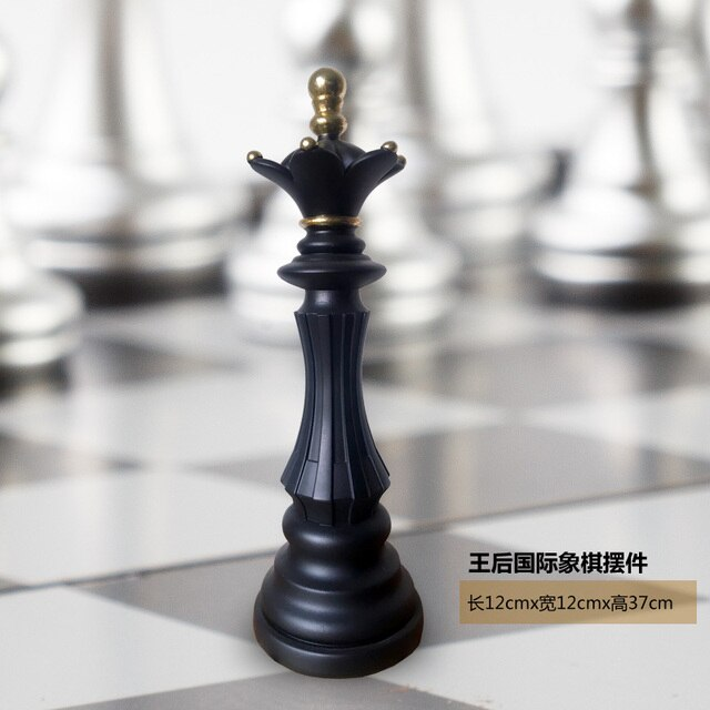 Fancy Black Queen Chess Pieces