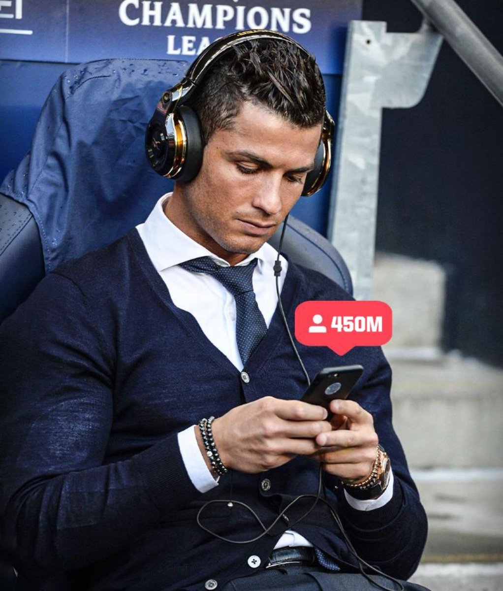 Out Of Context Man Utd On Twitter Cristiano Ronaldo Becomes The First
