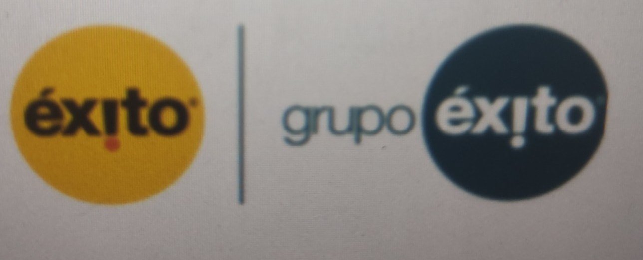 Almacenes Exito Logo