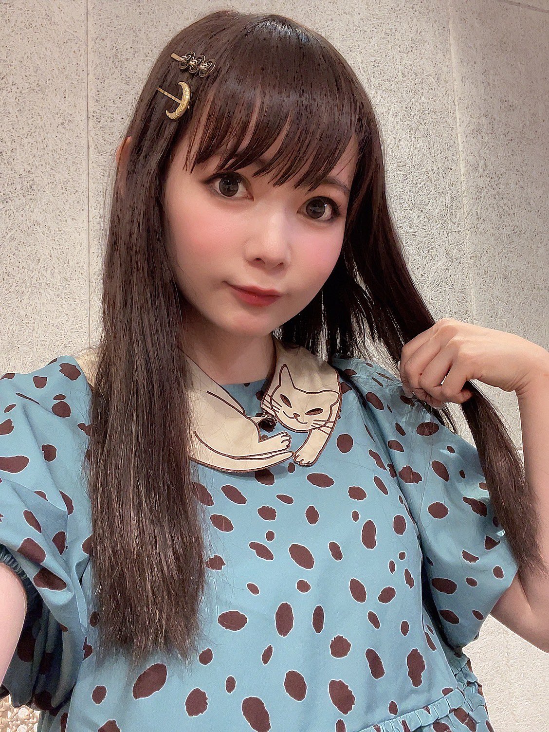 20周年の中川翔子🪐 on Twitter: "mmts オリジナル猫襟ワンピース ブチ猫をイメージしているよ！ 襟はつけはずしできるよ！ ミント猫 白黒ブチ猫 https://t.co ...