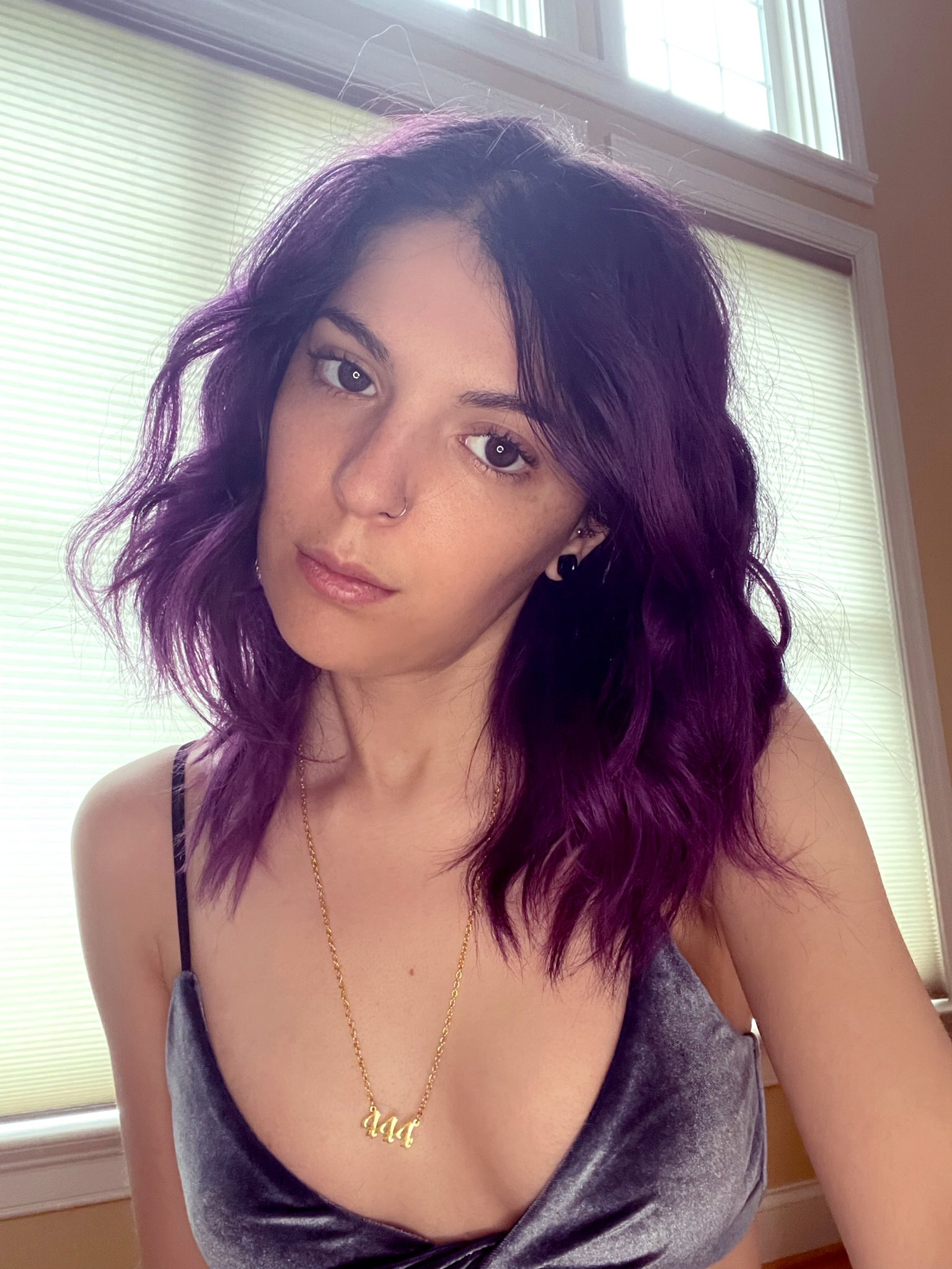 Shellbee on Twitter: "How you feelin about the new purple hair? 😈 New set up on my OF! https://t ...