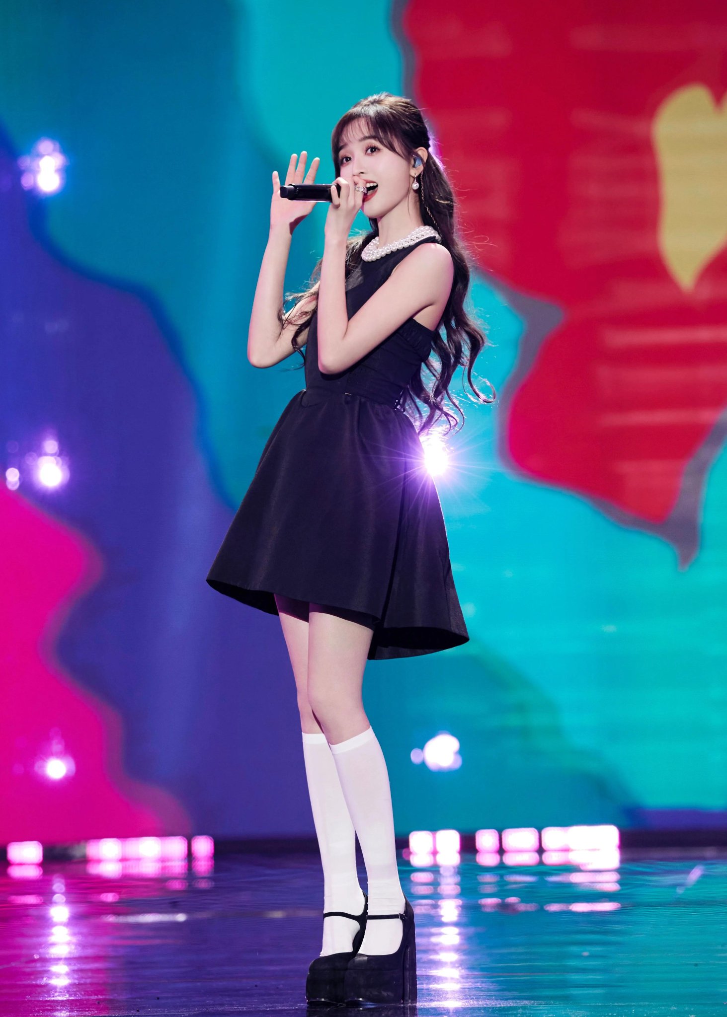 ntrwang on Twitter: "#吴宣仪 https://t.co/hV44ce5ILm" / Twitter