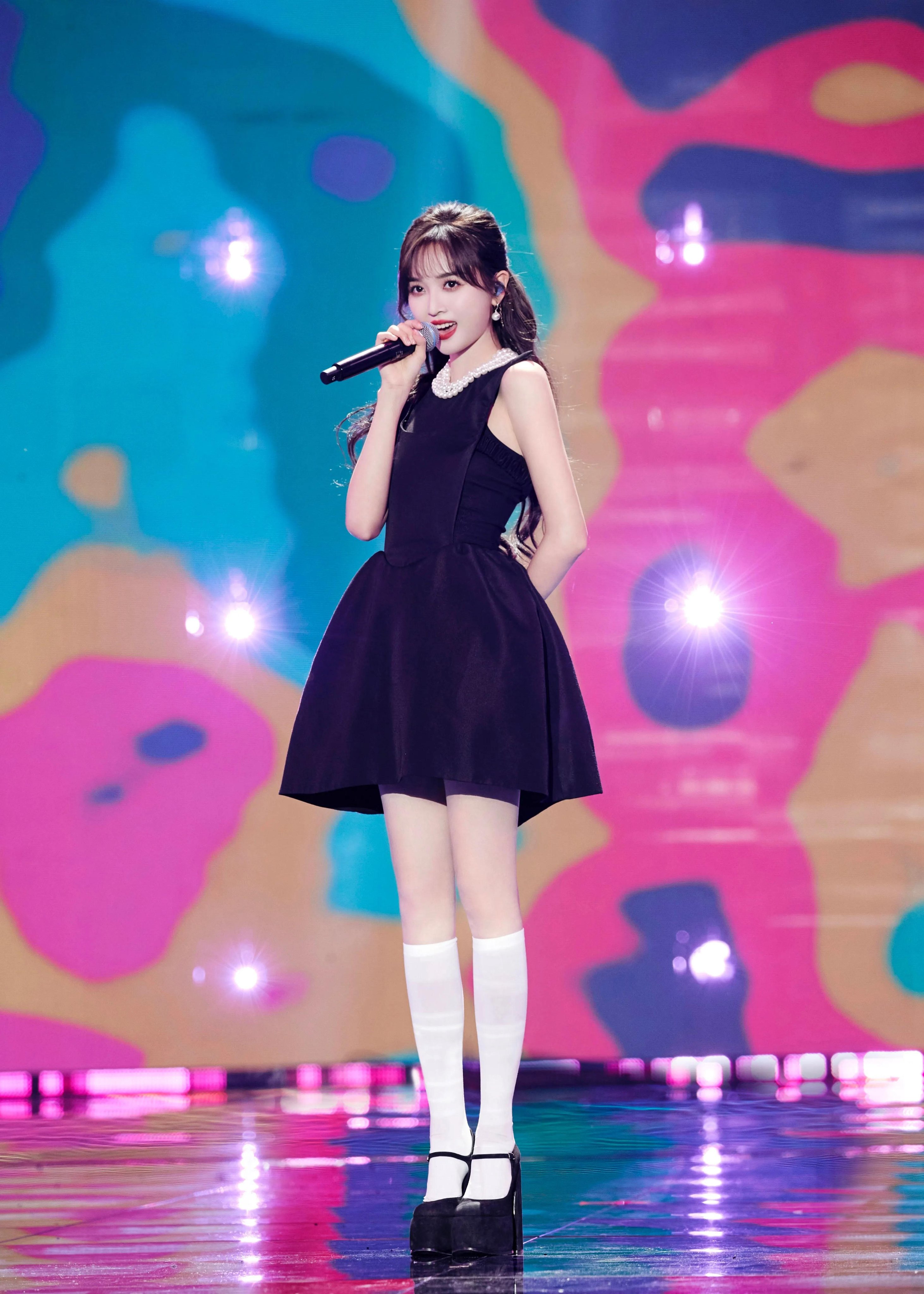 ntrwang on Twitter: "#宋茜 https://t.co/MXLcuhY5Sb" / Twitter