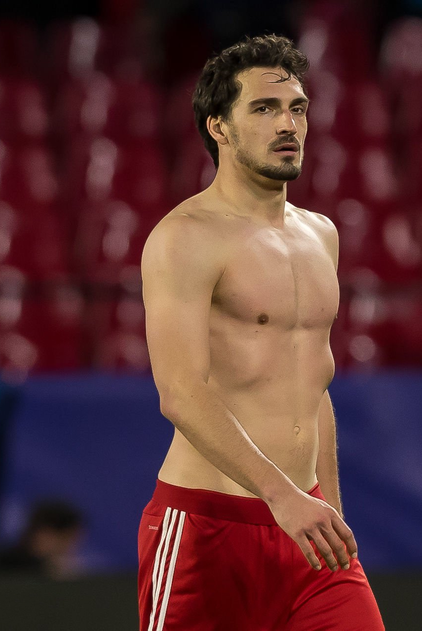 Mats Hummels Shirtless