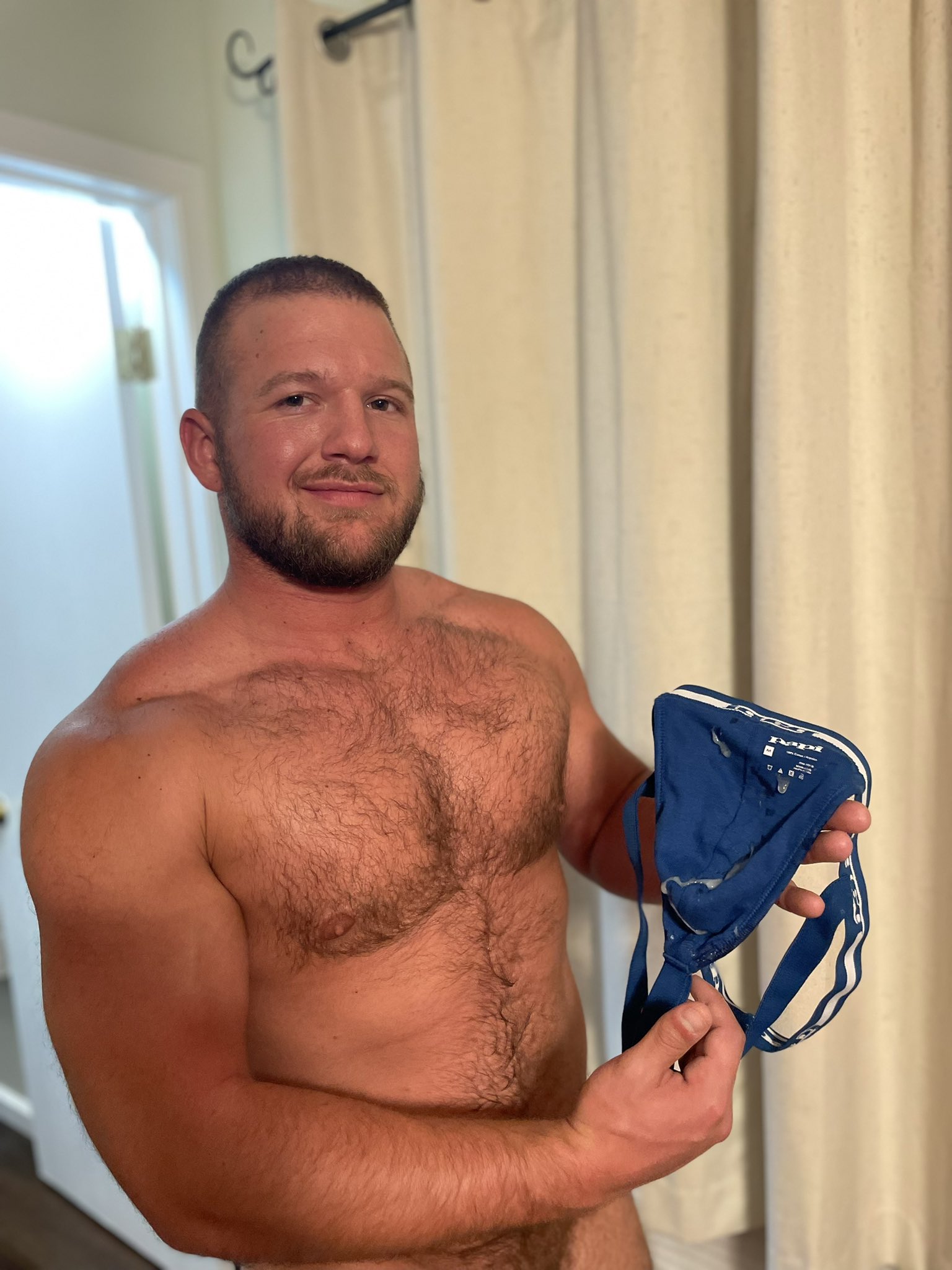 Turkeytrav2 on Twitter: "Anyone wanna buy my artwork? 😏 https://t.co/u4CWFsSnyE" / Twitter