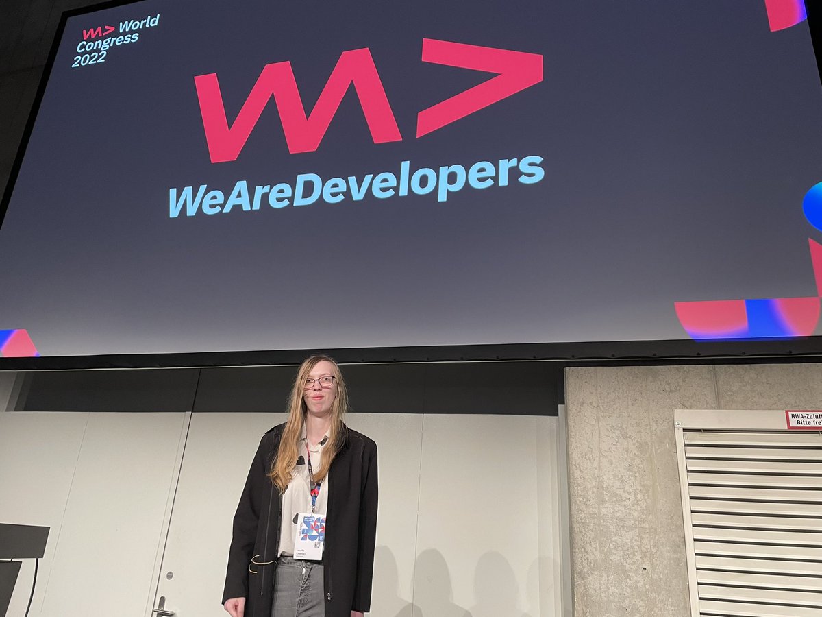 Lou @ WeAreDevelopers 🇩🇪 on Twitter: "RT @Stacy_Cash: @lovelacecoding taking to the stage now ...