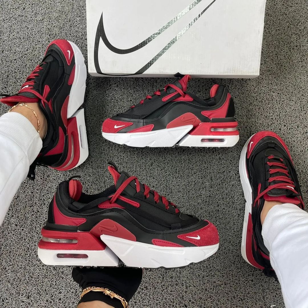 Air Max 2022 Red On Feet