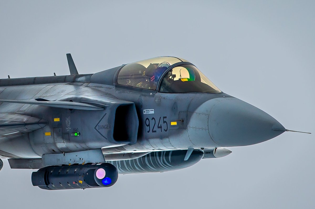 Robot 57 (Rb57) - NLAW - SoldF.com