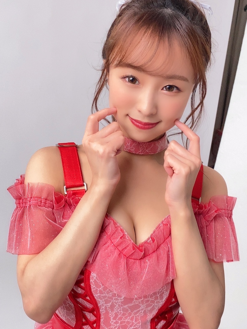 エスワン【公式】AV最高峰S級GIRLS GROUP on Twitter: "RT @S1_No1_Style: #エスワンキャンペーン #天音まひな ちゃんのキャンペーン撮影時の 裏側を ...