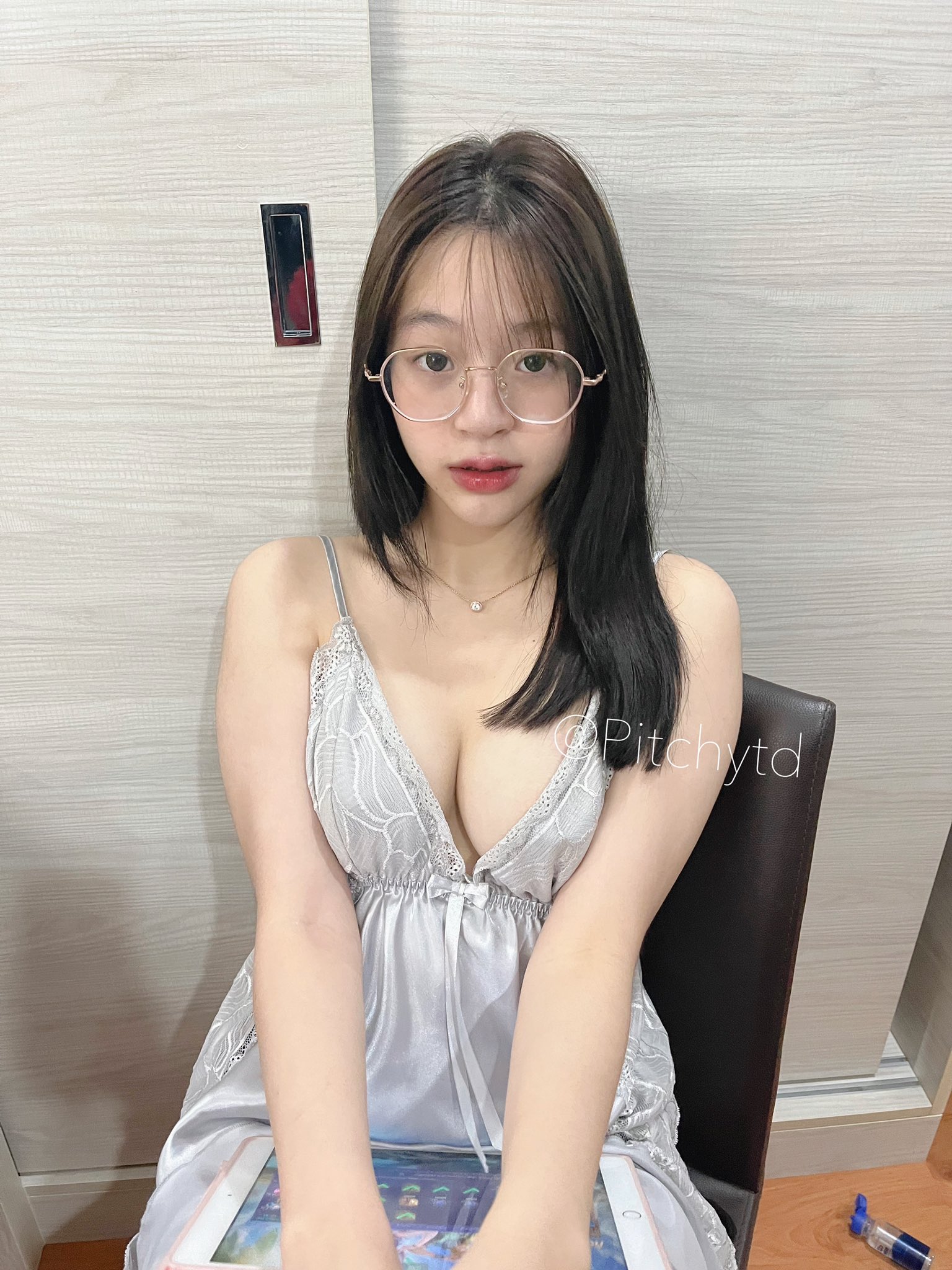 Pitchy 🍑 (ไม่มีแอคล็อค) on Twitter: "จะกดเกมหรือกดเราอะ? https://t.co/JYxGLlLMcq" / Twitter