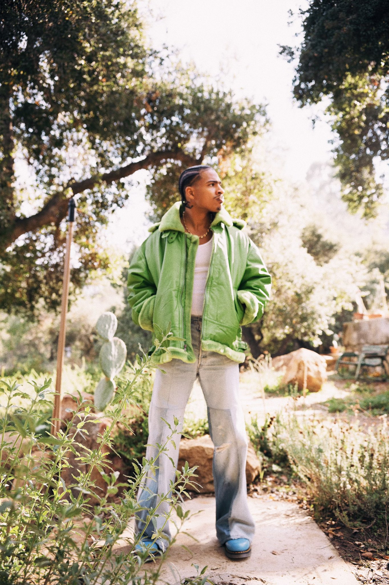 Arin Ray on Twitter: "hideout.. https://t.co/B8NGFSnHs3" / Twitter