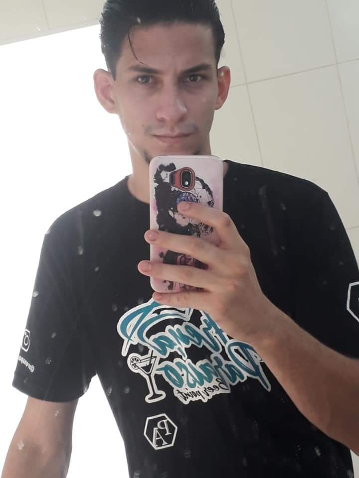 logan carvalho on Twitter: "look closer, there's more to be seen https://t.co/43XXZmIfuU" / Twitter