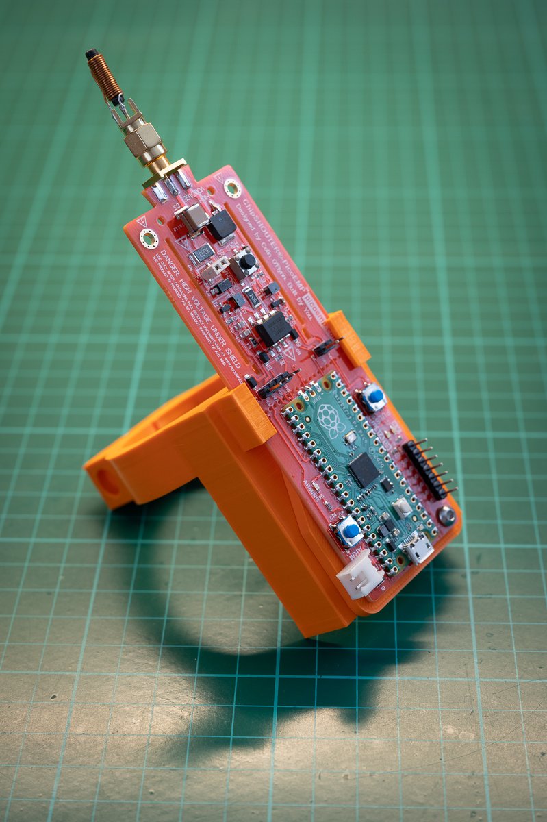 A new gadget in my collection, ChipSHOUTER-PicoEMP from @newaetech. It ...
