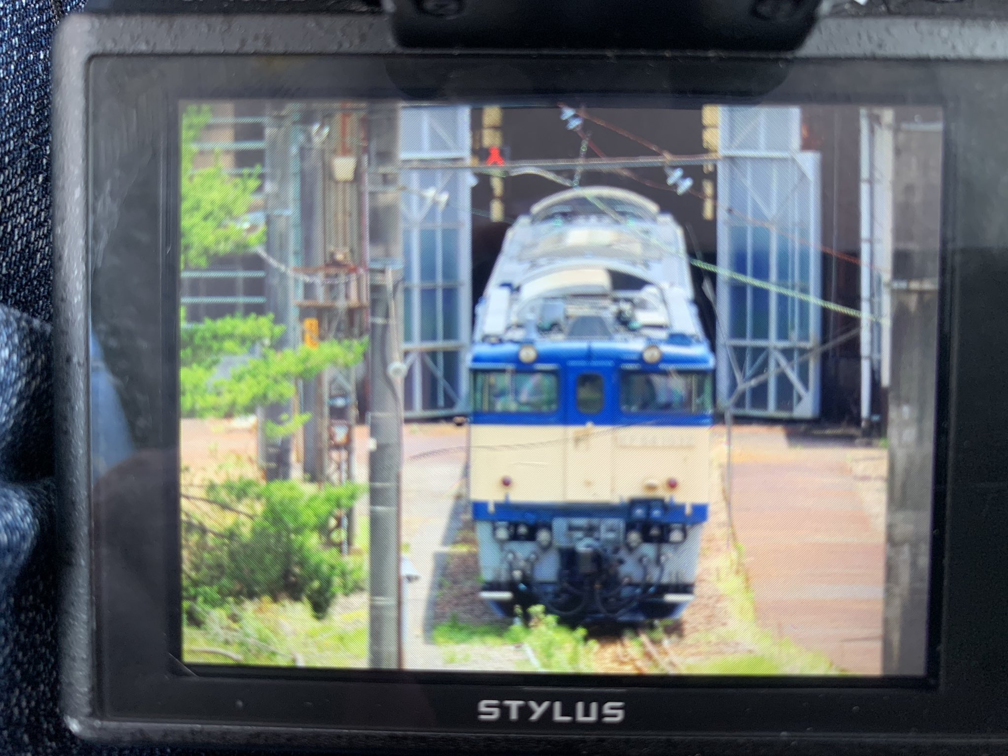 most fan on Twitter: "RT @niitetu: EF64-1032+E127系 https://t.co/58q9Muw9iP" / Twitter