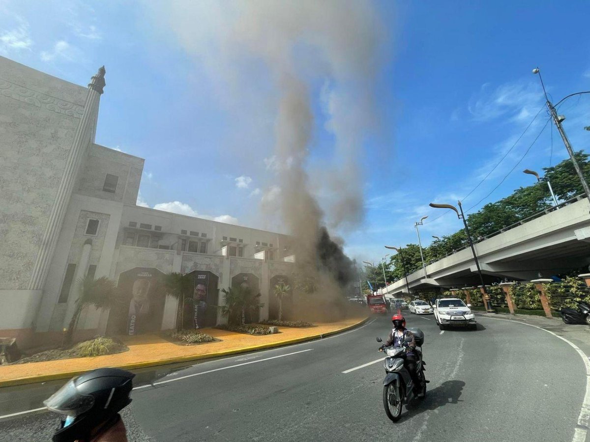 [Rappler on Twitter] Fire hits Metropolitan Theatre on Friday morning ...