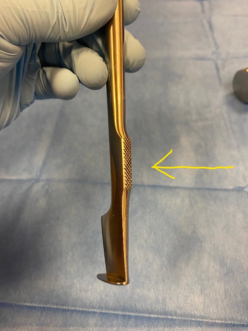 Today's🧵concerns the Lebsche knife: a barbaric-looking and rarely used ...