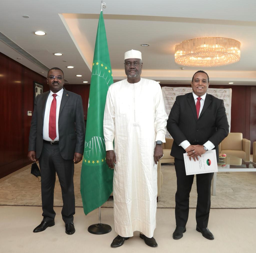 Africa Updates on Twitter: Africa Updates on Twitter:
