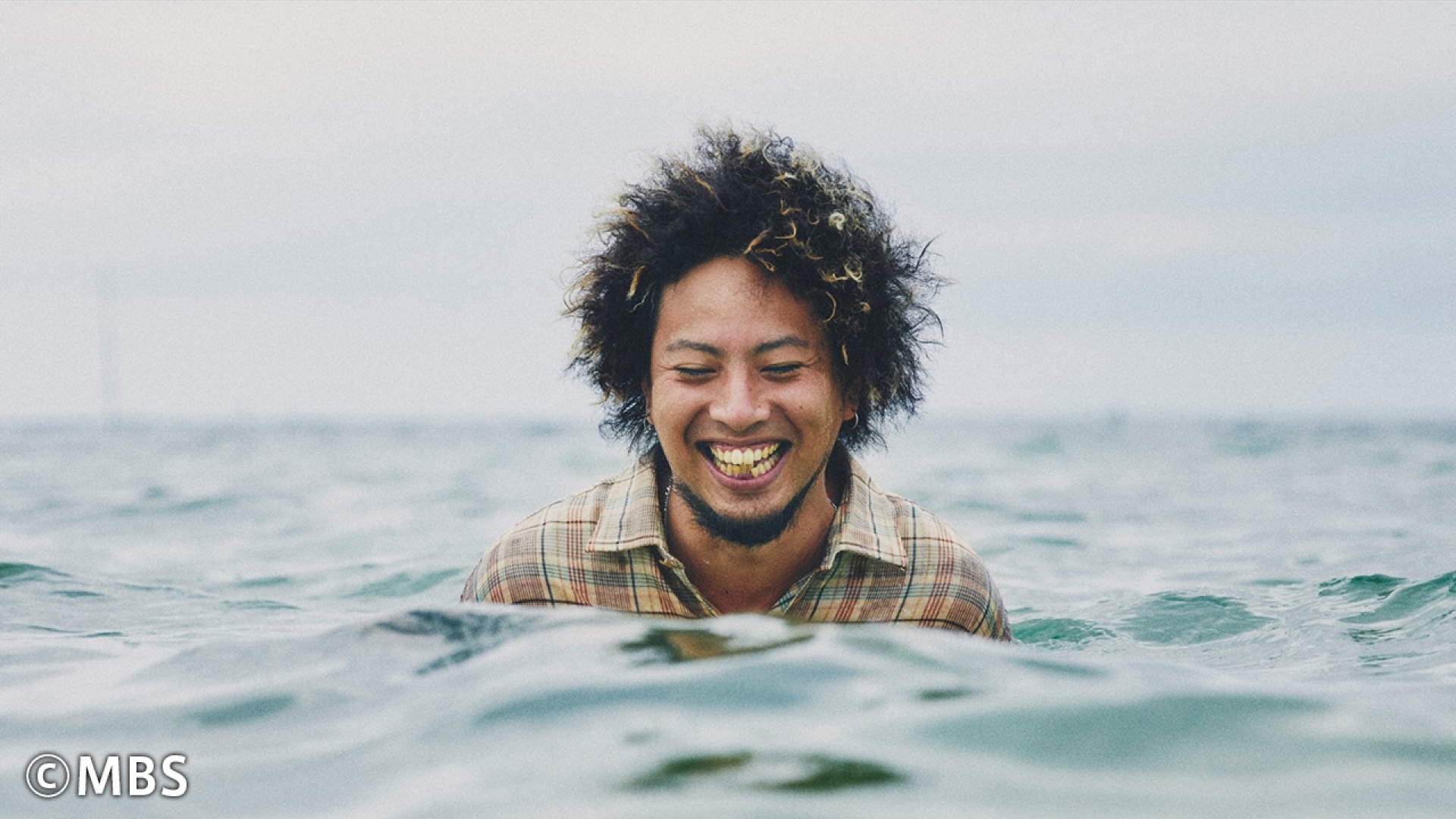 TBS on Twitter: "この後よる11時からは『情熱大陸【映像作家／OSRIN 『King Gnu』MV撮影の現場と世界観】』。 @jounetsu ミュージックビデオ『白日』が4億 ...