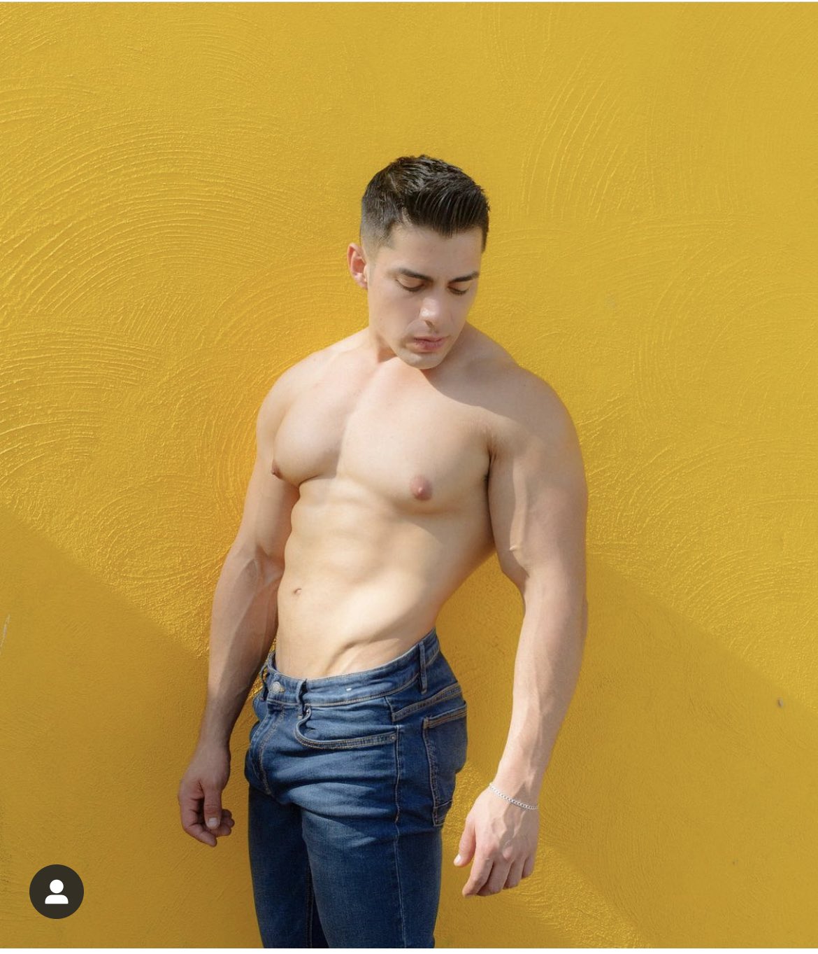 Roberto Estrada on Twitter: "Saquen las fotos de sus strippers que son papás (o papasitos o ...