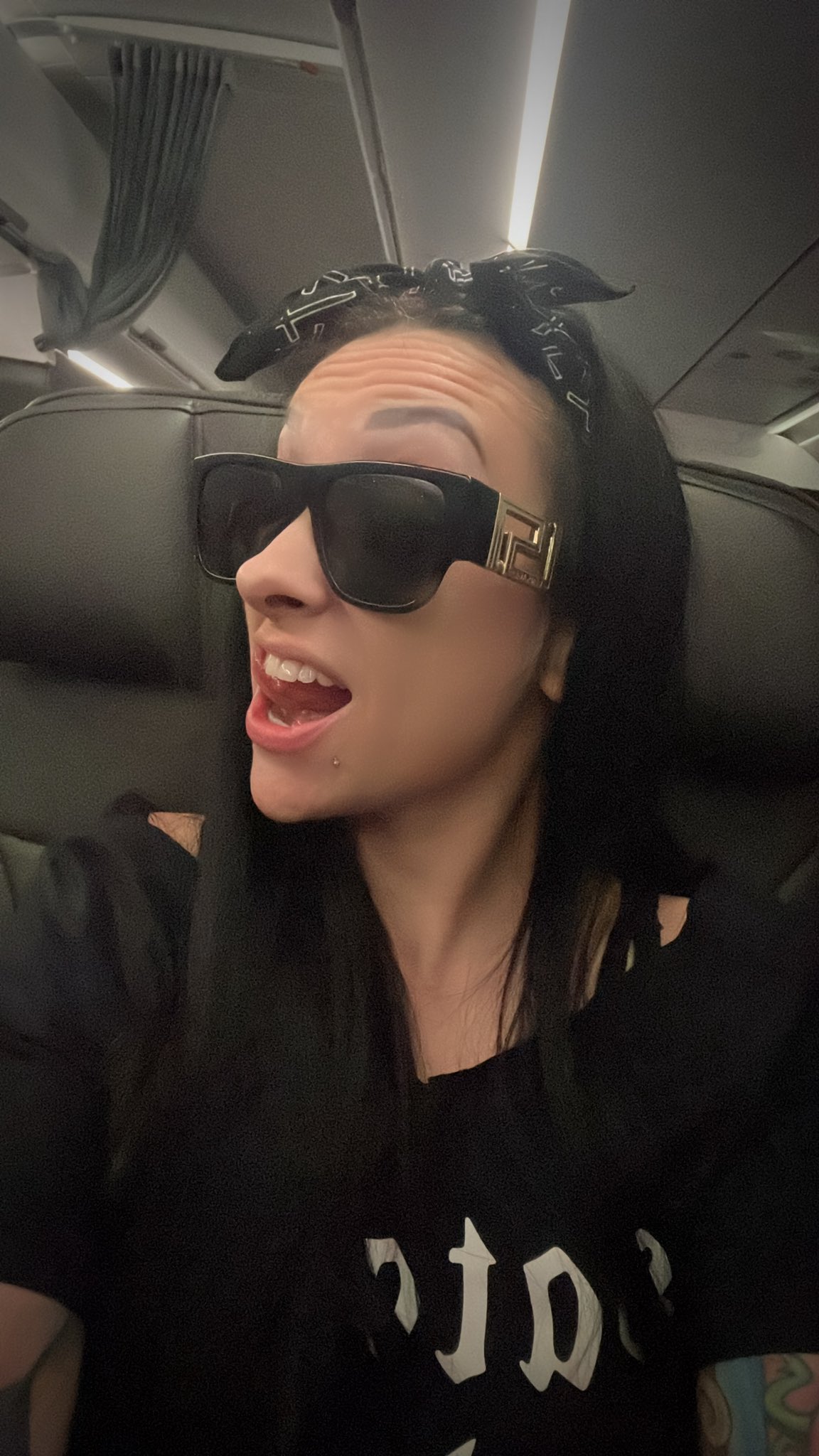 TW Pornstars - Lady Vi. Twitter. Redeye drunk. Destination Aruba. 🌴. 9: ...