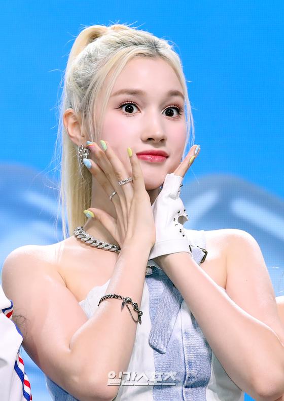 bahiyyih files on Twitter: "https://t.co/6jXKyUpgQB #huening_bahiyyih #휴닝바히에 https://t.co ...