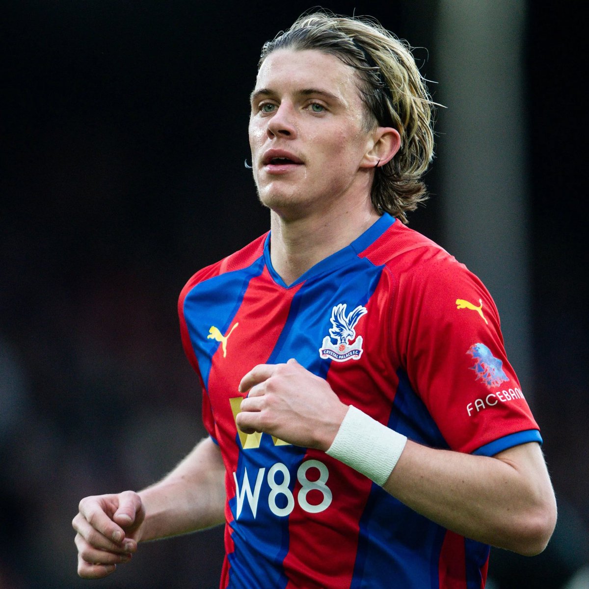 Everton are interested in Levi Colwill, Conor Gallagher and Armando ...