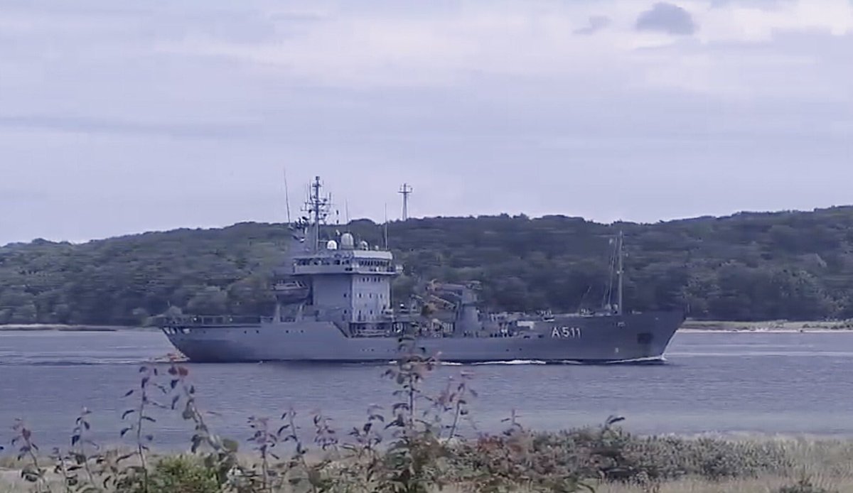 WarshipCam on Twitter: "German Navy Elbe-class tender FGS Elbe (A511) coming into Kiel, Germany ...