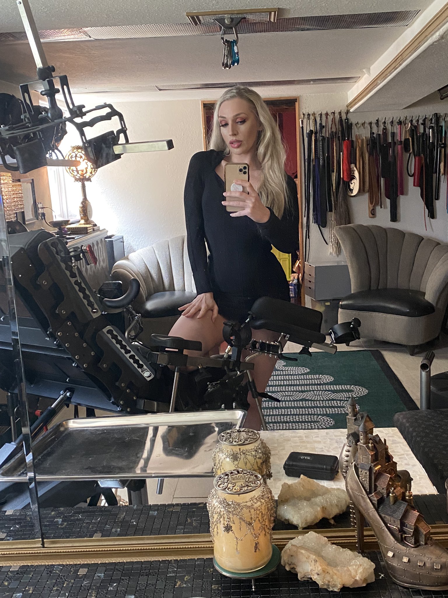 TW Pornstars - 2 pic. Seattle Dominatrix Ruby Enraylls. Twitter. I’m waiting…. 11:57 PM - 20 Jun ...