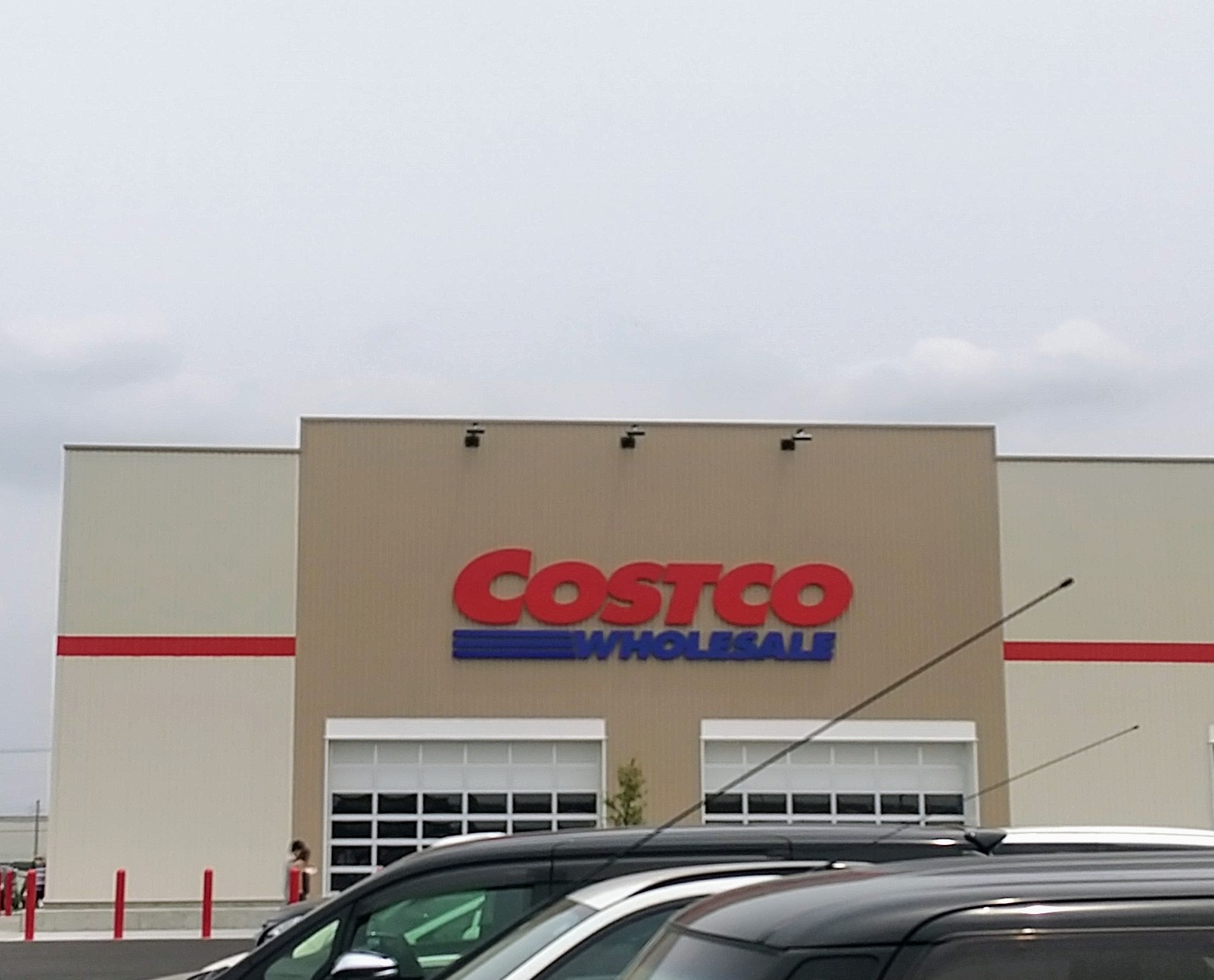 mee on Twitter: "コストコ壬生店にカードつくりにきてる。カードつくる人でかなり混んでる…オープンしたらさらに混むってどんだけ混むのこれ… https://t.co ...