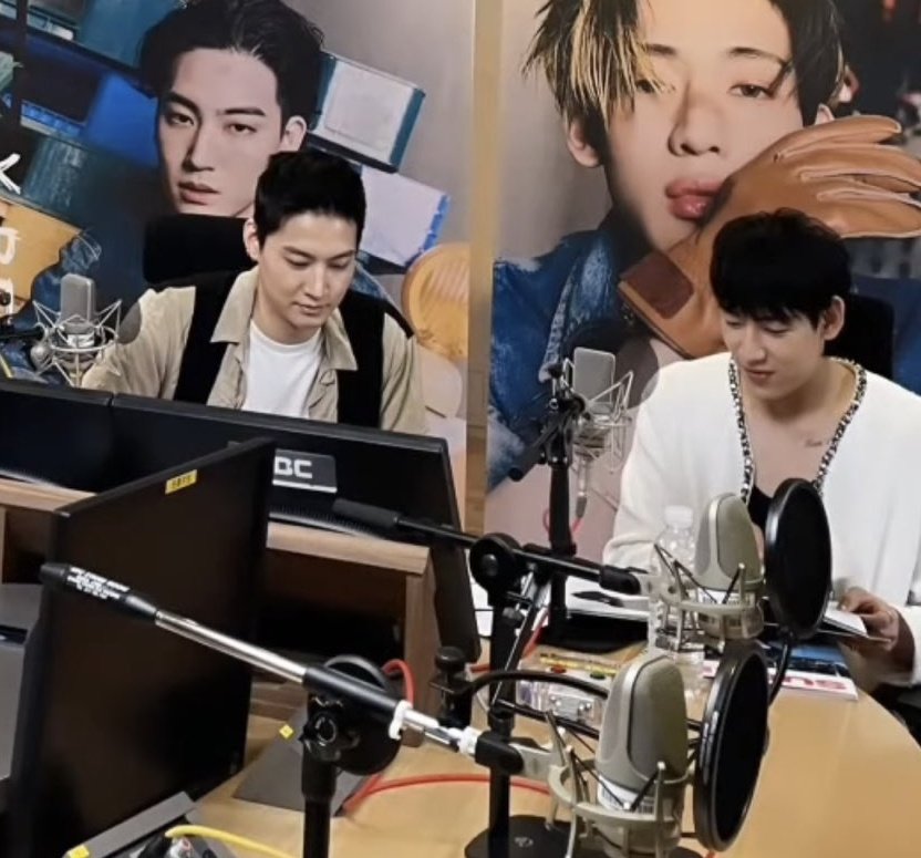 JAY B | Jaebeom¨ on Twitter: "웬수 JAY B and Bambam #JAYB #제이비 @jaybnow_hr https://t.co/UUud8Tj2lW ...