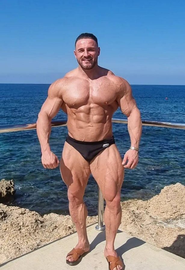 MuscleColtStar (MCS) 45K ️ Thanks on Twitter: "Jonny Mckenna... Good to lick 🤤😍 ️ https://t.co ...