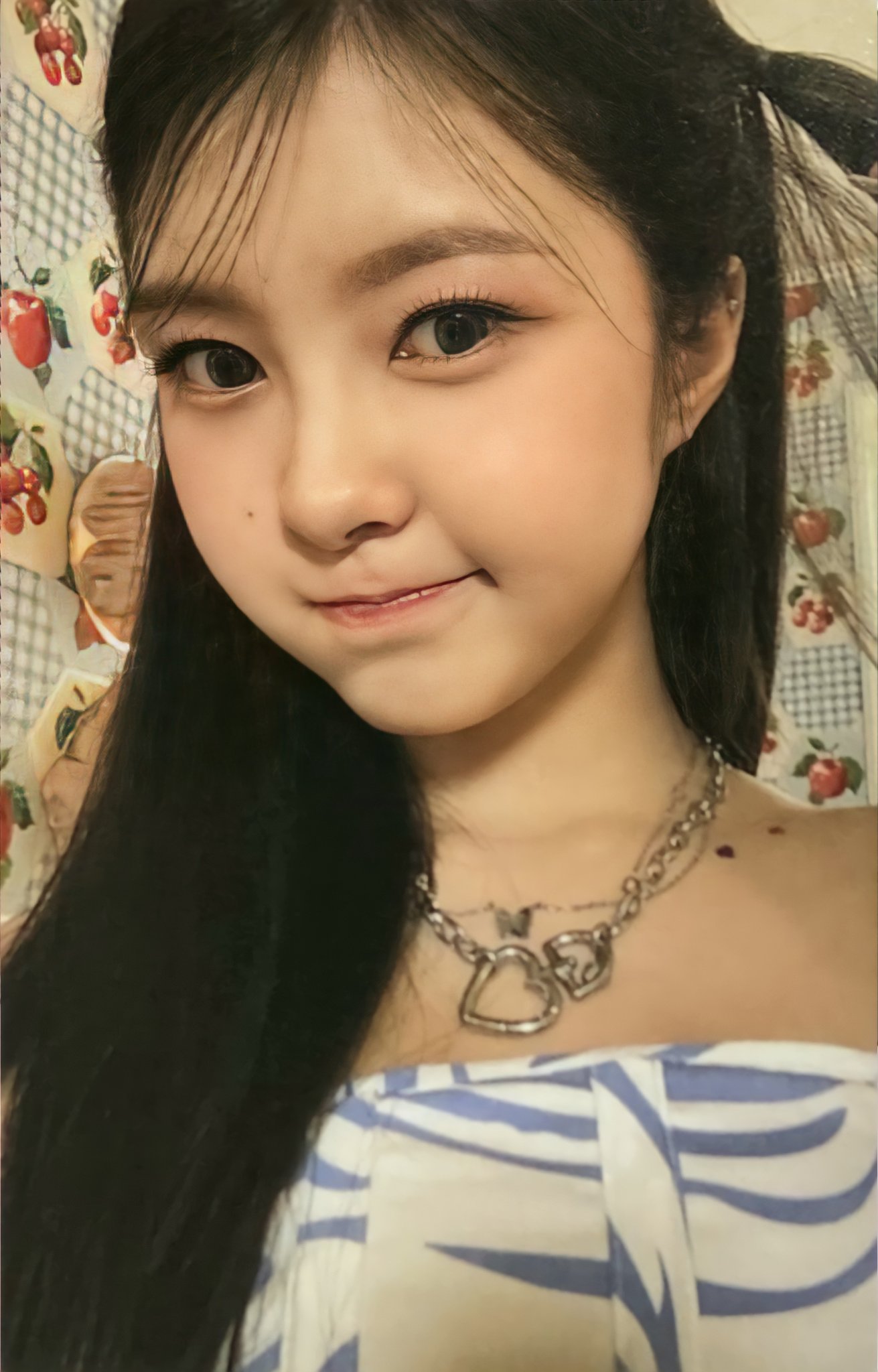 kep1er scan on Twitter: "Kep1er "DOUBLAST" Photocard Scan Blue Blast Ver. BAHIYYIH•YOUNGEUN ...