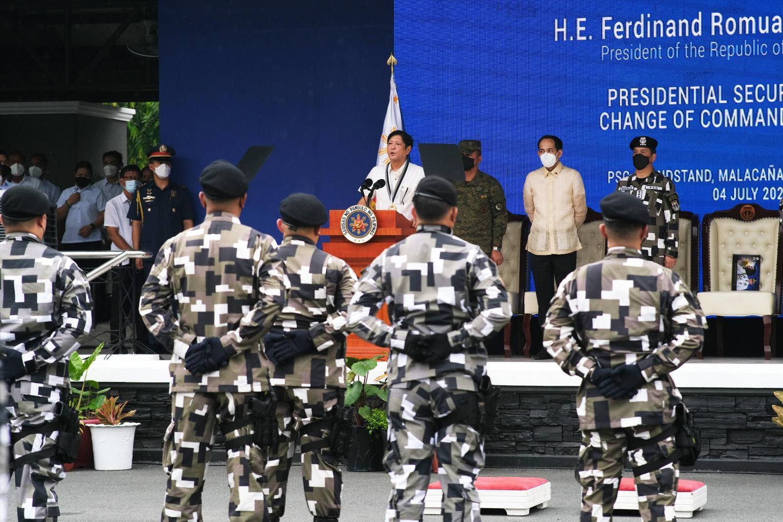 Phil News Agency on Twitter: "CHANGE OF COMMAND. President Ferdinand “Bongbong” Marcos Jr. leads ...