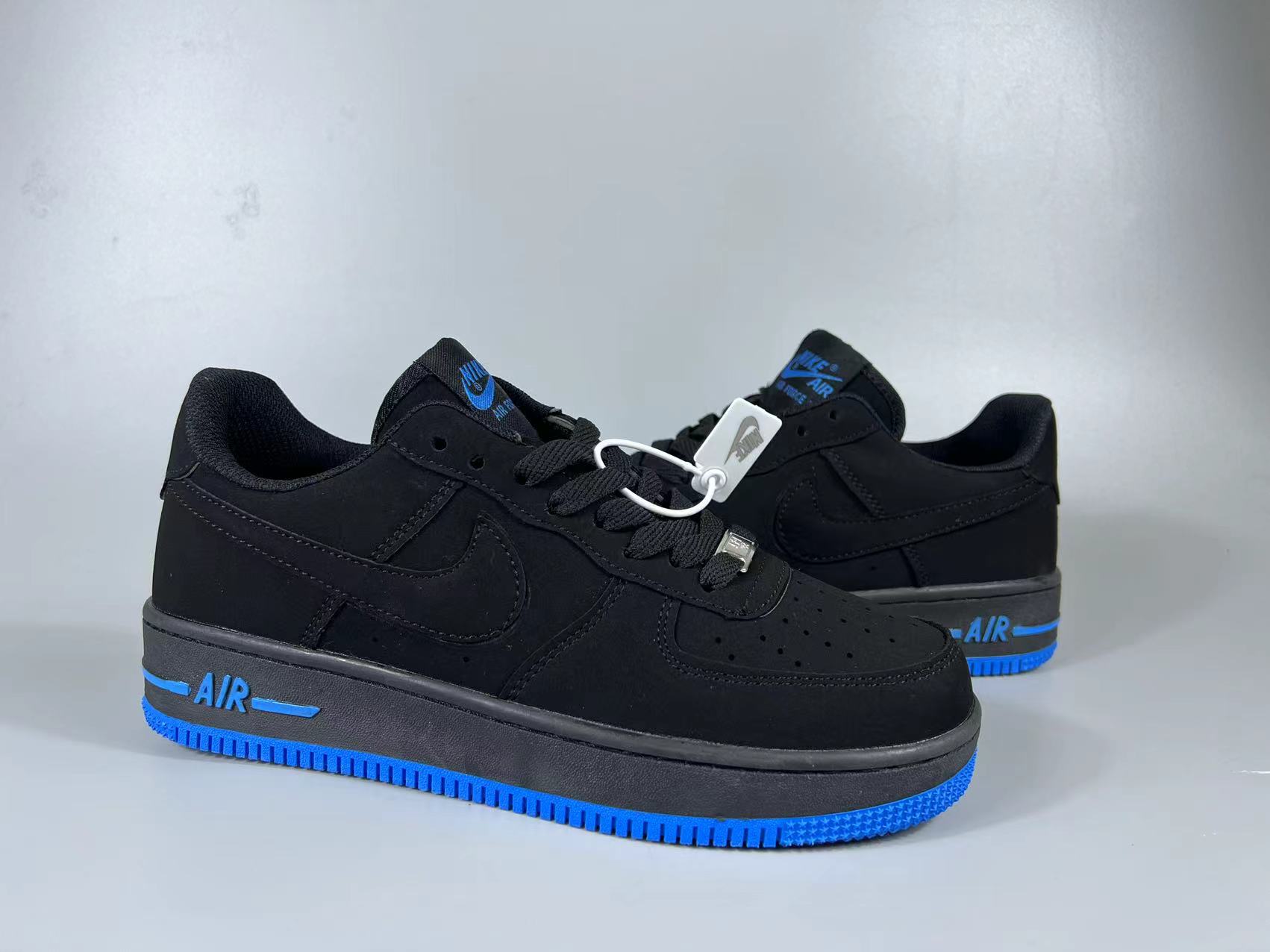 Praize_Feet_Collection 👠👟👞🥿👔👖 on Twitter: "Hey guys kindly retweet my hustle 🙏 Price:14k Size ...