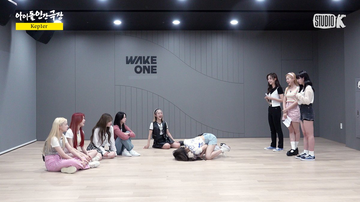 KBS KPOP on Twitter: "사건의 전말이 궁금하다면? 내일(토요일) 9pm 최공 본방 사수🤪 @official_kep1er #Kep1er #UP # ...
