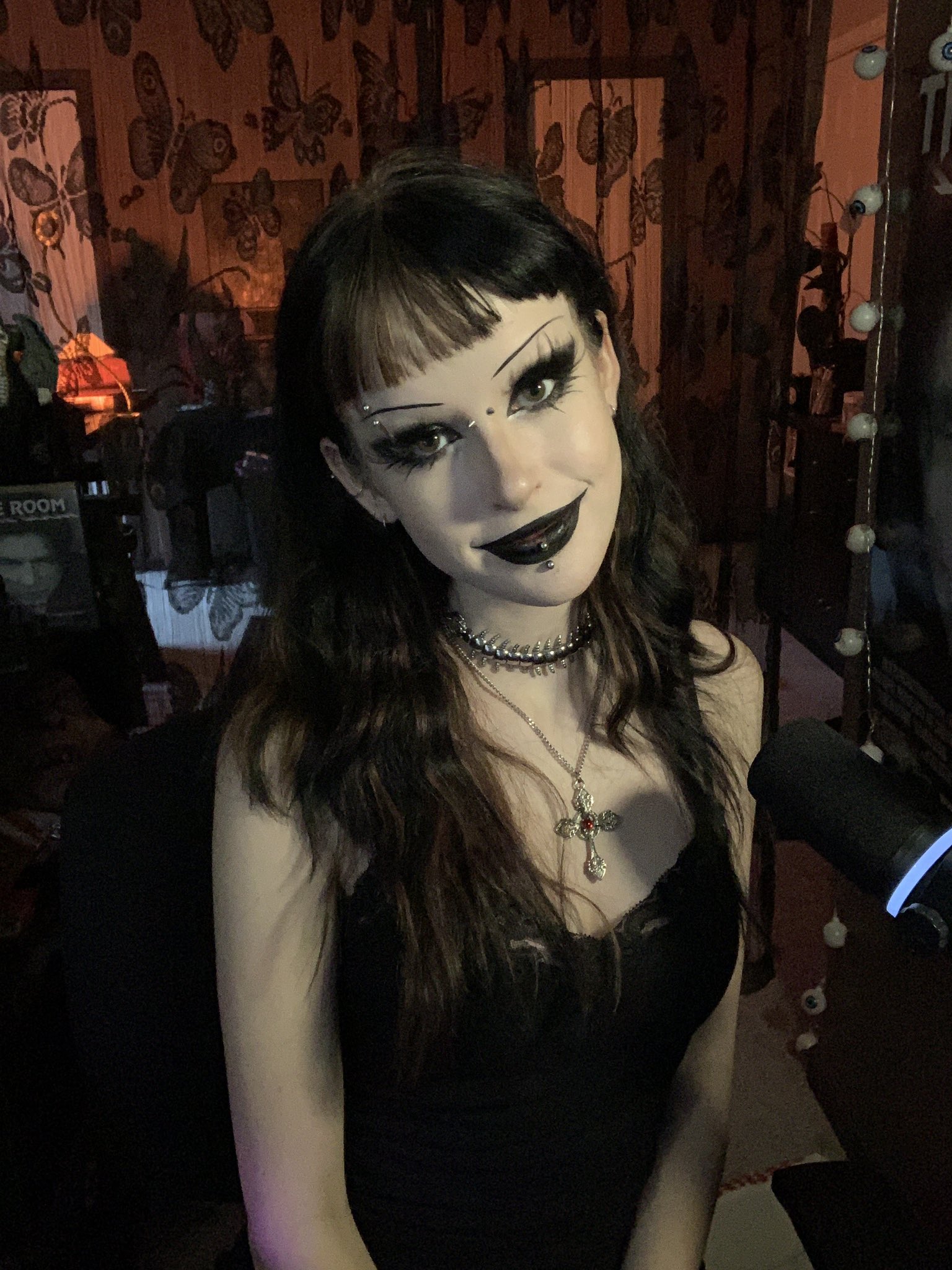 TW Pornstars - Vitt ꩜. Twitter. i’m live on twitch, idk what the hell we’re gonna do tho. 12:59 ...