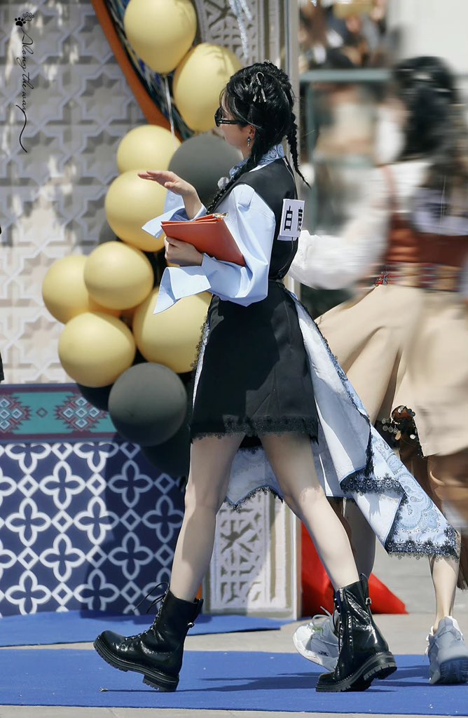 bailu 白鹿 on Twitter: "220625 — fansite update 🌊 © Alongtheway妍途·白鹿 bailu for #KeepRunning season ...