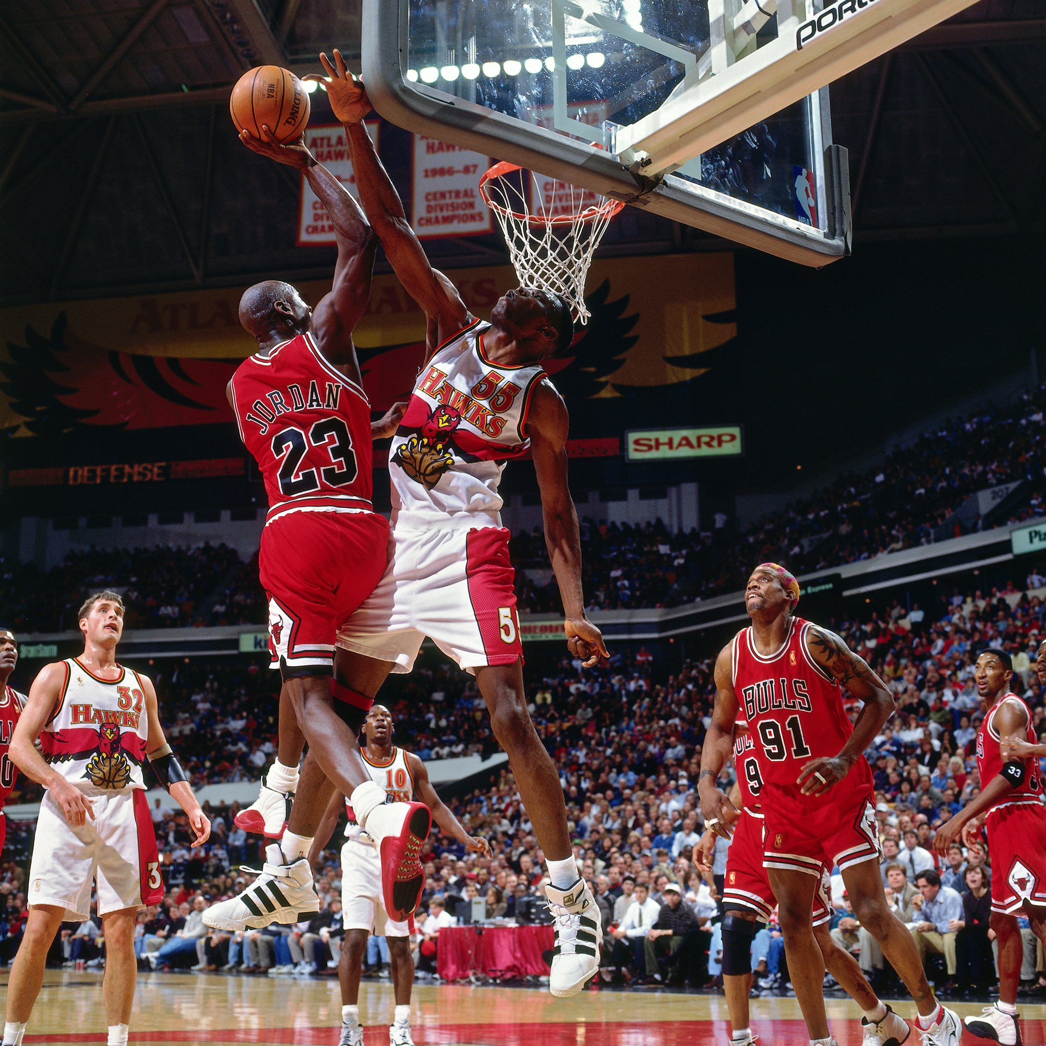 Mutombo Blocking A Shot