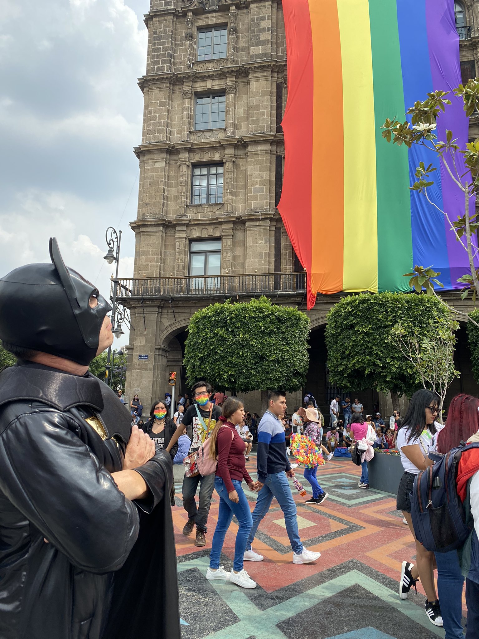 Bruno Díaz on Twitter: "SS Por la libertad y la justicia. Bruce Wayne, Bruno Díaz #Pride2022 # ...