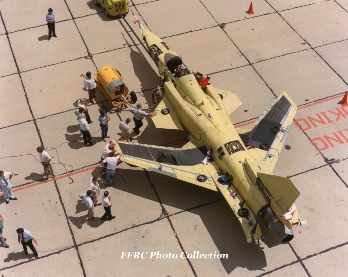 Fighterman_FFRC on Twitter: "ジオラマではありません。全部本物です。 https://t.co/OfCiUlFVDF" / Twitter