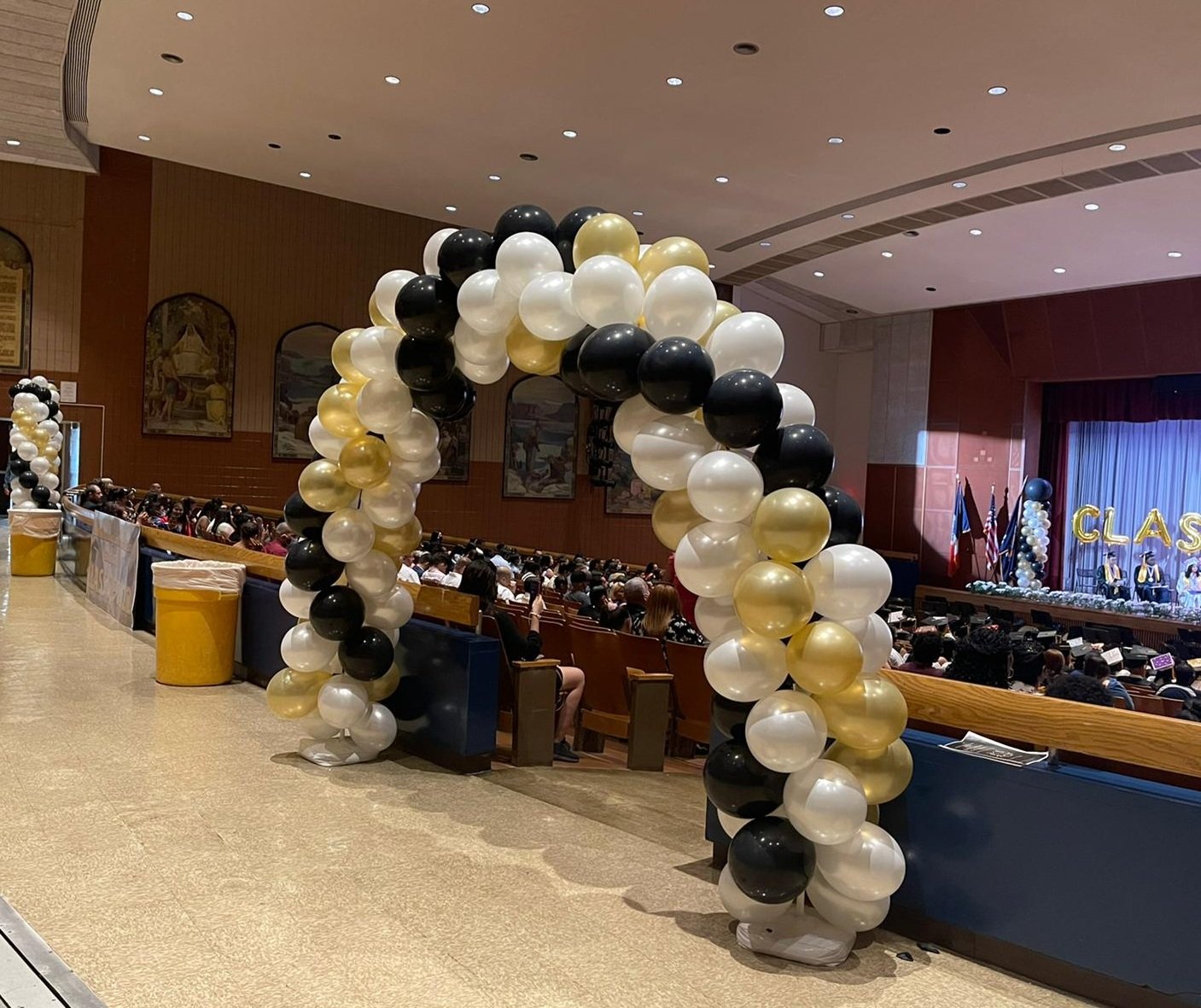 Graduation Balloon Decorations For Auditorium
