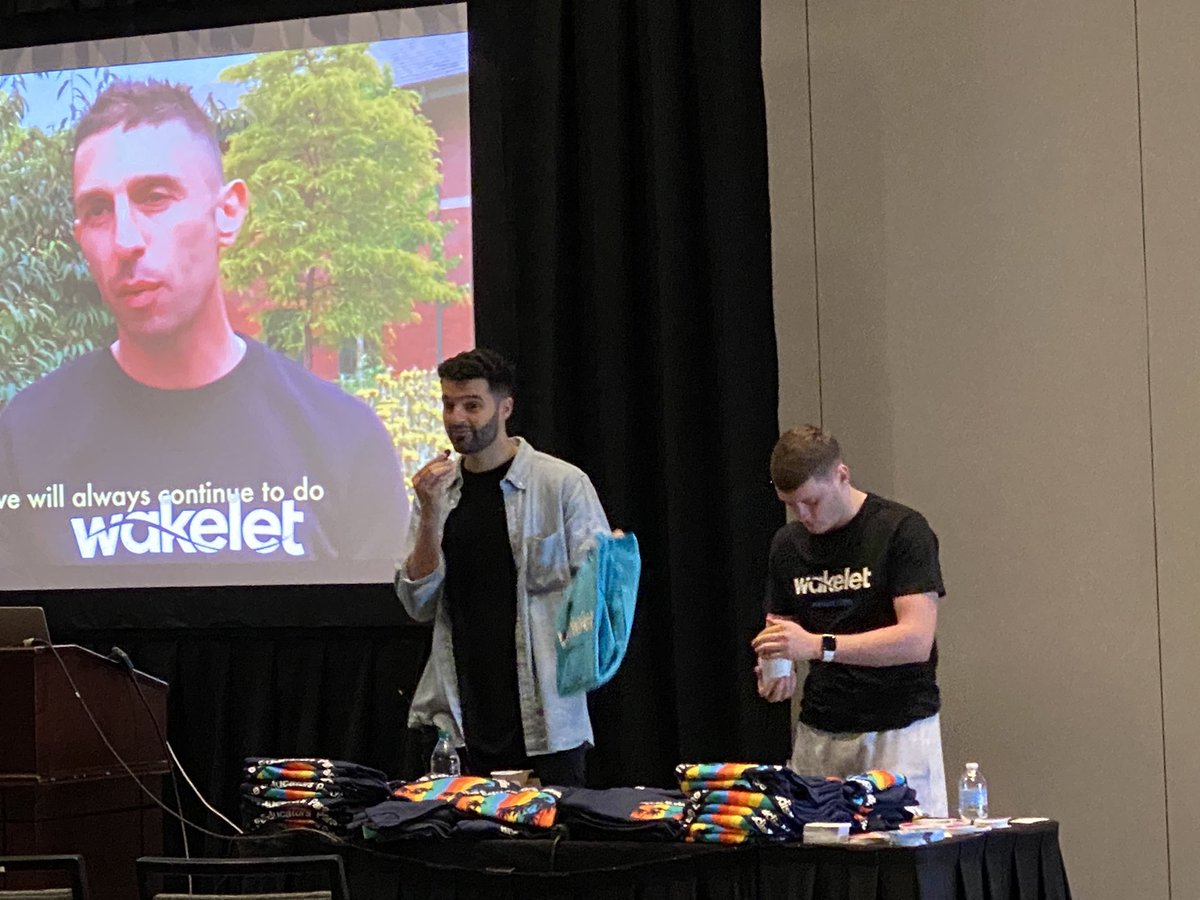 Karalee Wong Nakatsuka 🐸 🌎🇺🇸 on Twitter: "Love meeting @wakelet friends IRL #ISTE22 #ISTELive ...