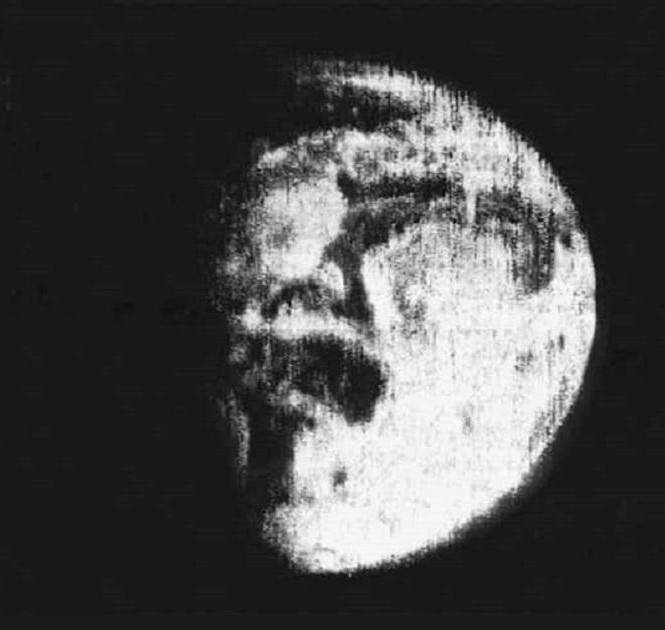 First Photograph Of Earth