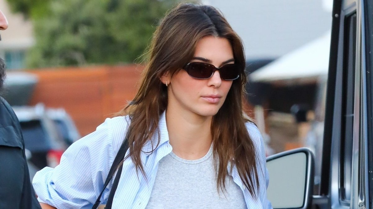 Kendall Jenner stepped out in boxer shorts, an updated take on the ...