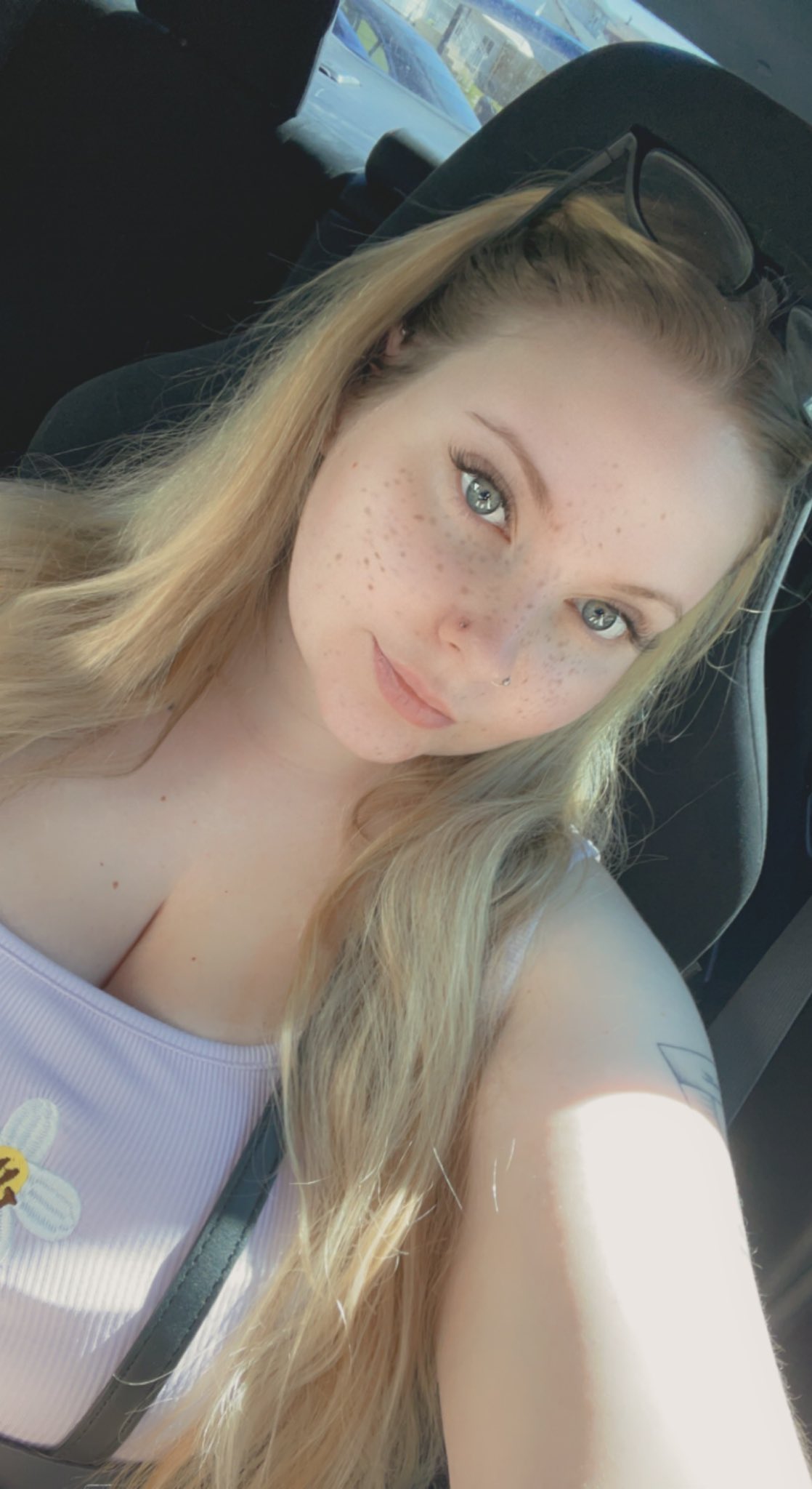 bee on Twitter: "yea i treat Twitter like Instagram what about it https://t.co/mO1CzIdZuX" / Twitter