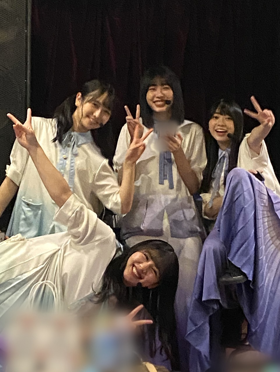 P-chan【十八番deショー？！】 on Twitter: "RT @hinatazaka46: 【ブログ更新☀️ 森本茉莉】 空色ビブス目に焼き付けました🚪 https://t.co ...