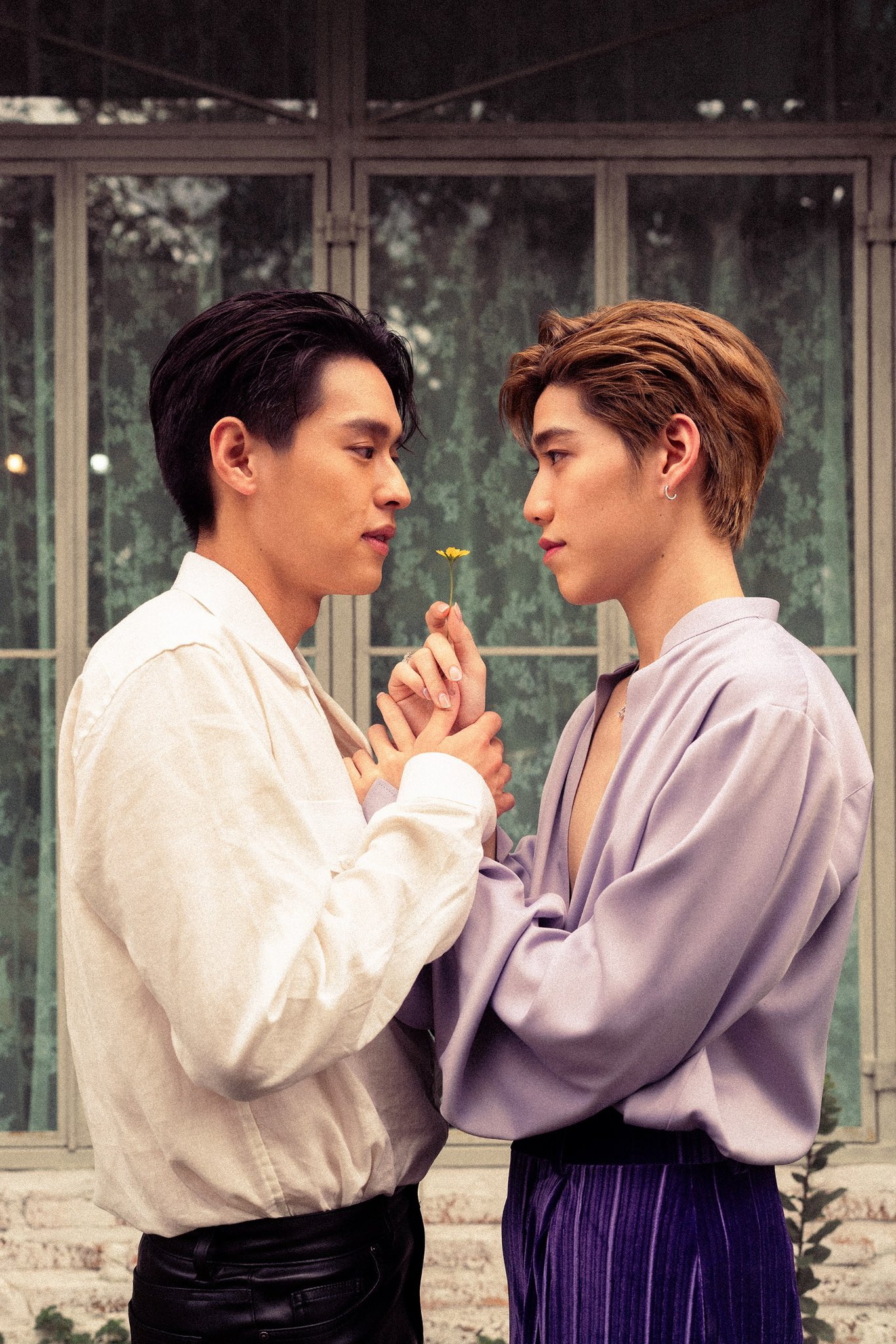 ELLE Thailand on Twitter: "เบล สุพล @Bell_Supol เตรียมปล่อยเพลงใหม่โดนใจ พร้อมชวน บิวกิ้น - พีพี ...